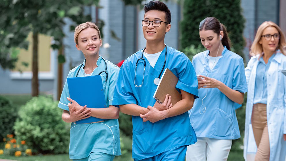 7 more facts about residents today | AAMC